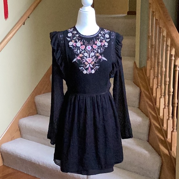 Zara | Dresses | Zara Embroidered Dress M Medium | Poshmark